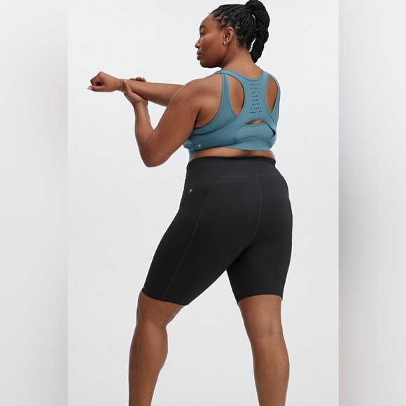 Fabletics | Shorts | Fabletics Define Powerhold Highwaisted 9 Short ...